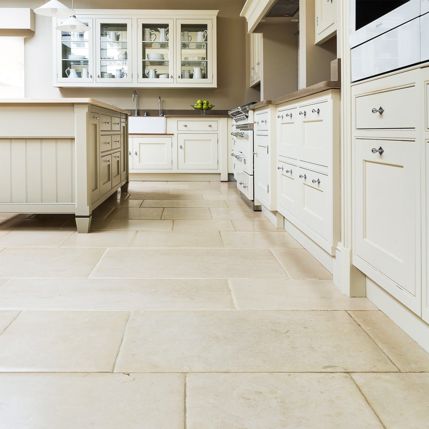 Limestone Worktops For Both Interior & Exterior | www.work-tops.com