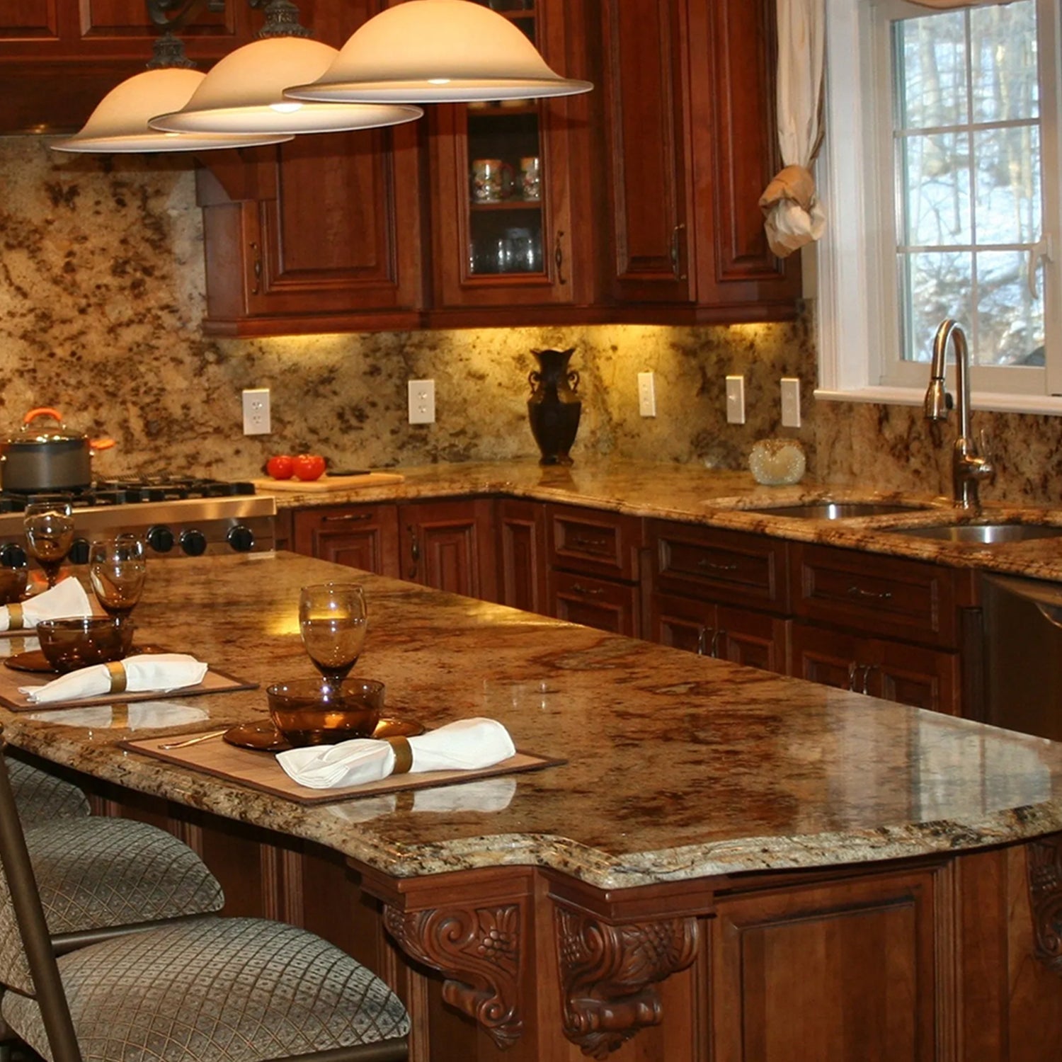 Gold Stone Worktops | www.work-tops.com