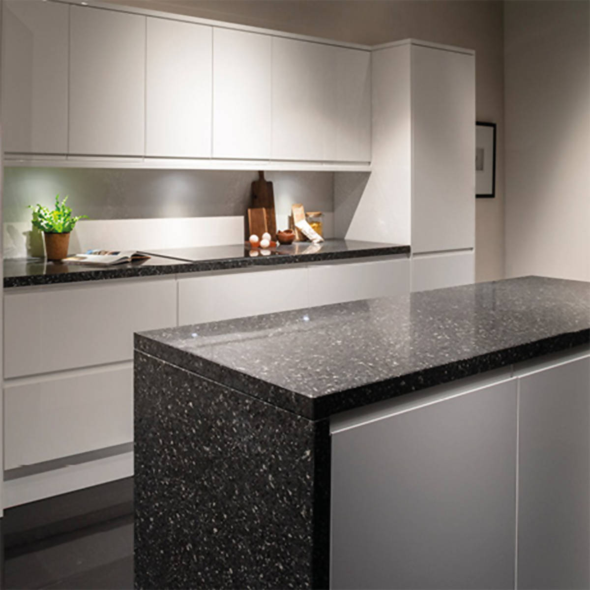Black Metallic Quartz Available in UK | Durable Worktop | www.work-tops.com