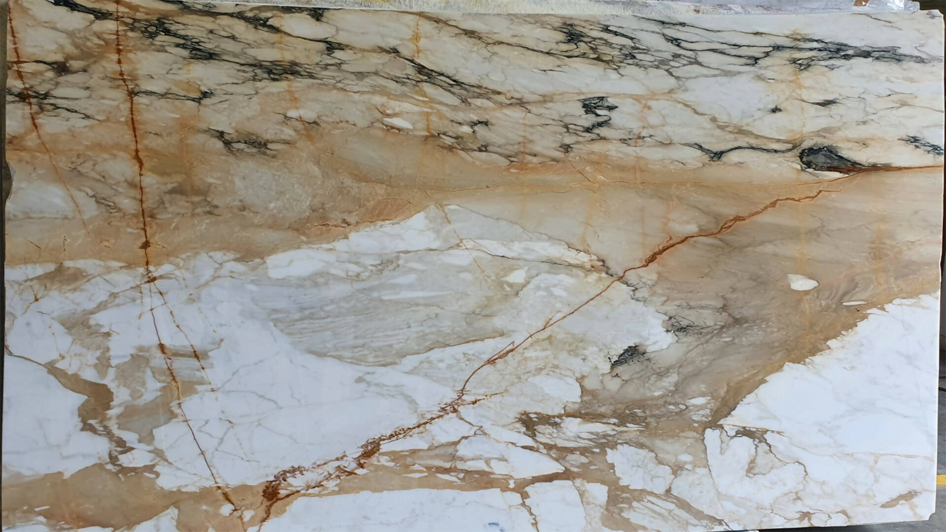 Calacatta Macchia Vecchia Marble Available in UK | Cream-white | www ...
