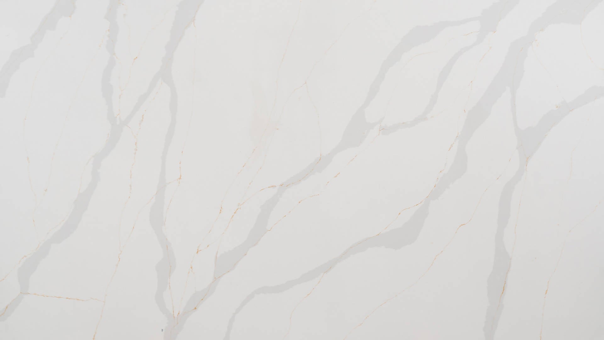 Calacatta Quartz Worktops For Your Home – Pattern_Strong Veins