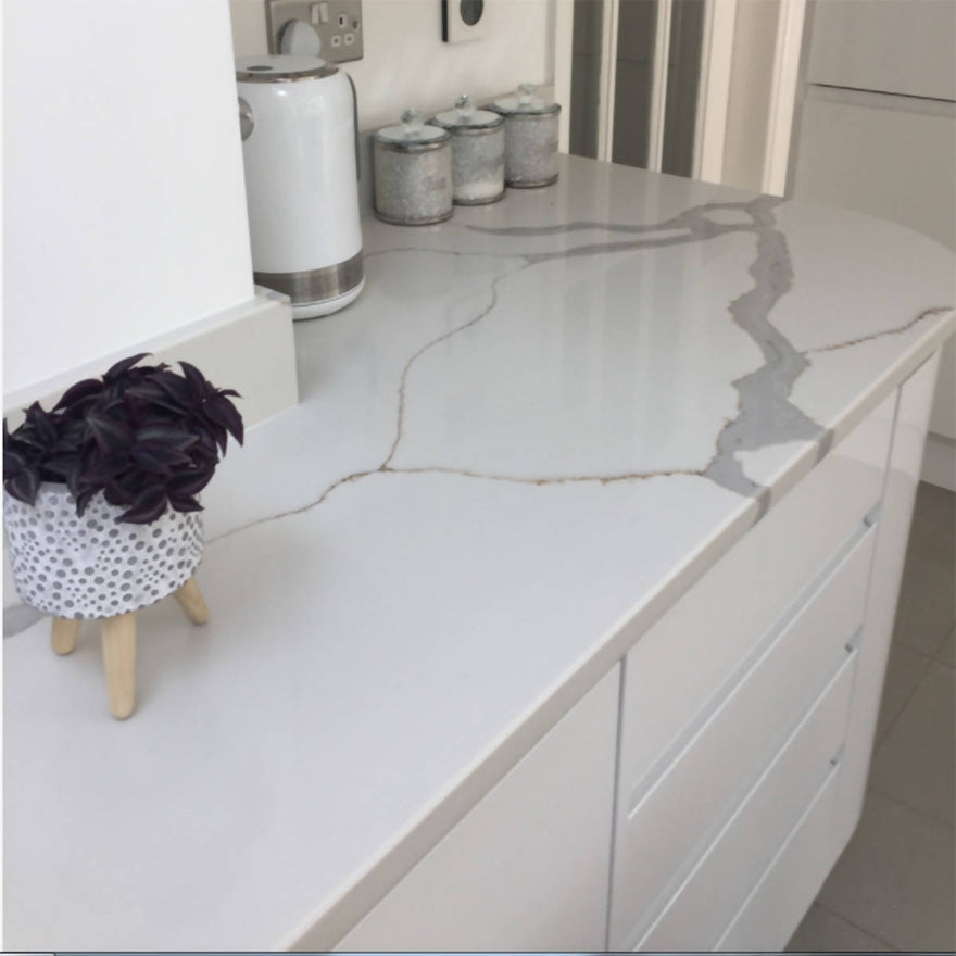 Calacatta Gold Quartz | Worktops For Kitchen