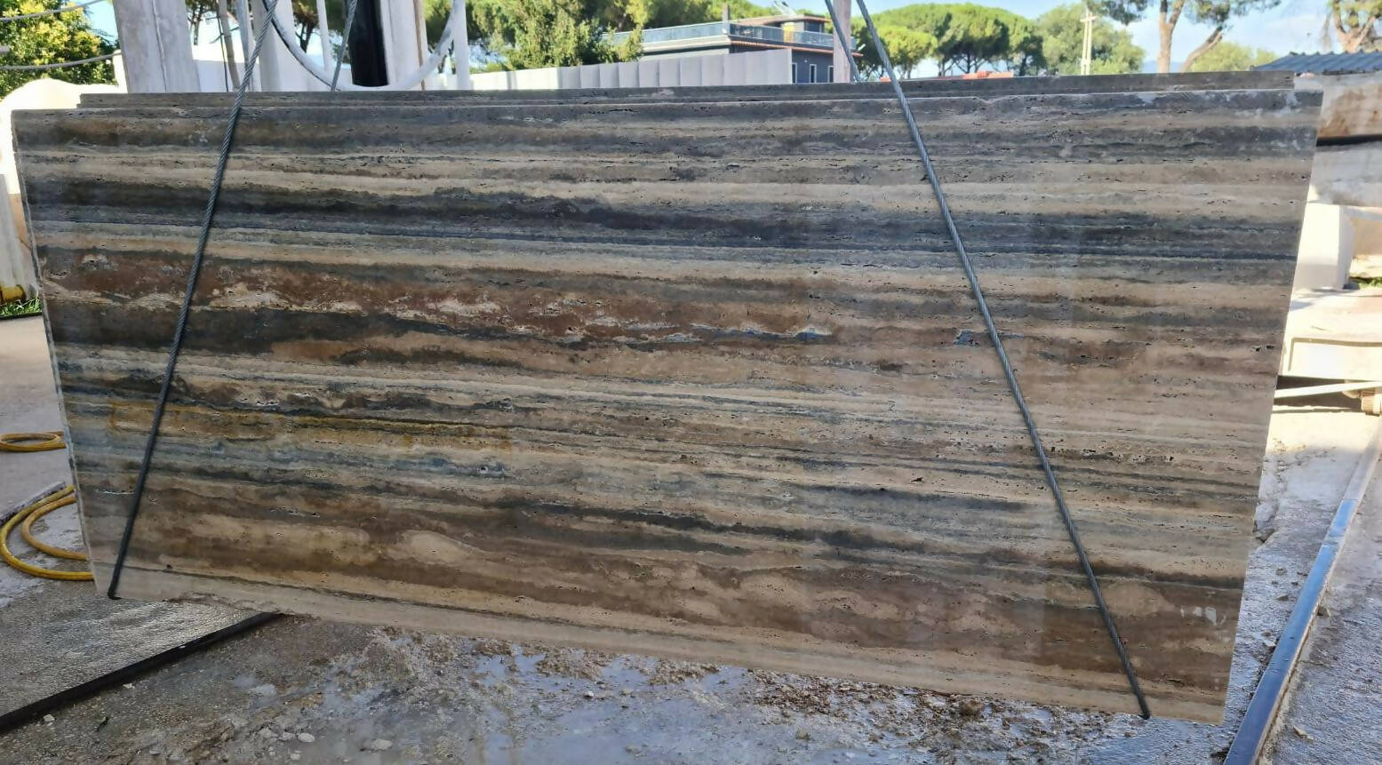 Silver Forest Mastic Travertine UK| Rustic Design | www.work-tops.com