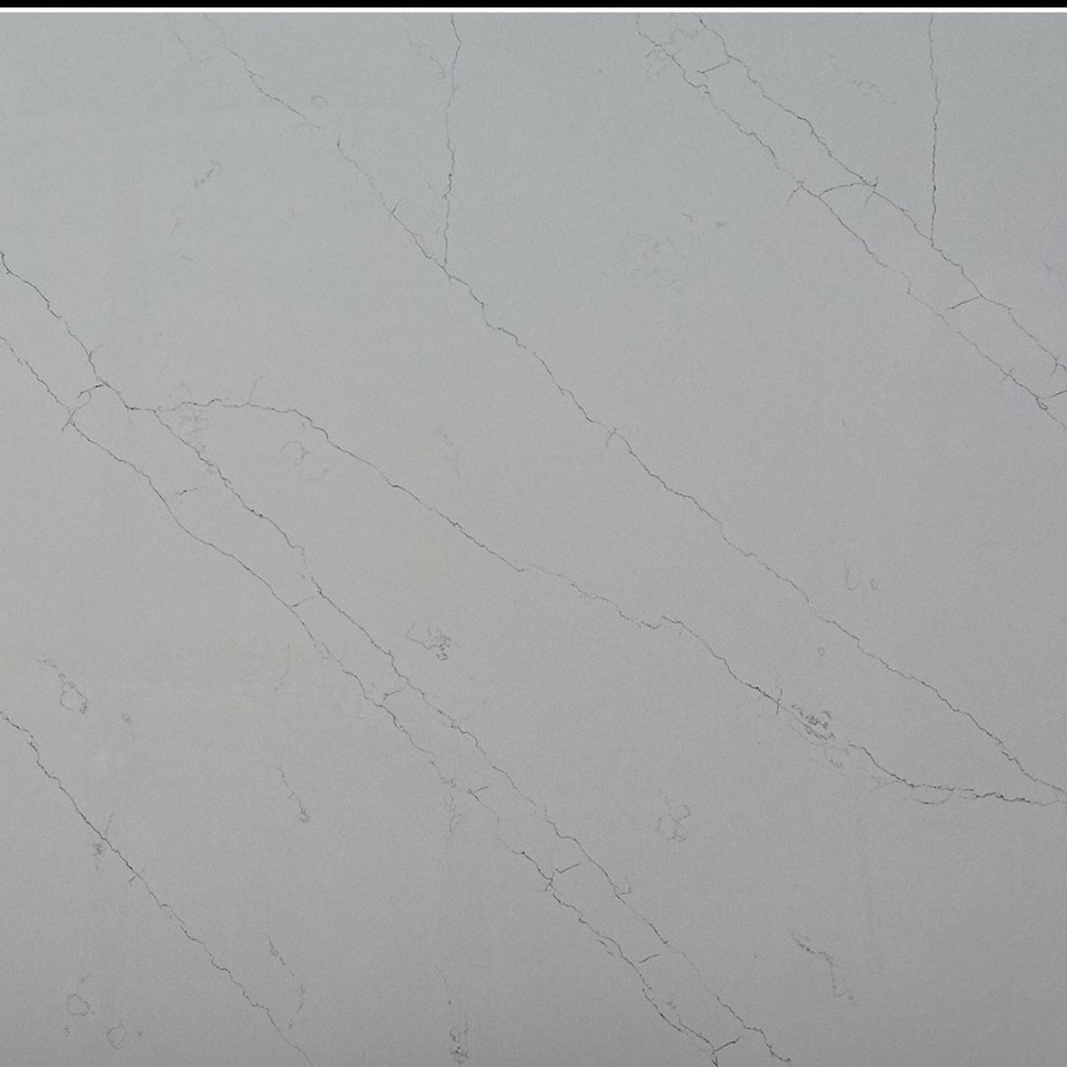 Alaska Quartz Available In UK | White Quartz | www.work-tops.com