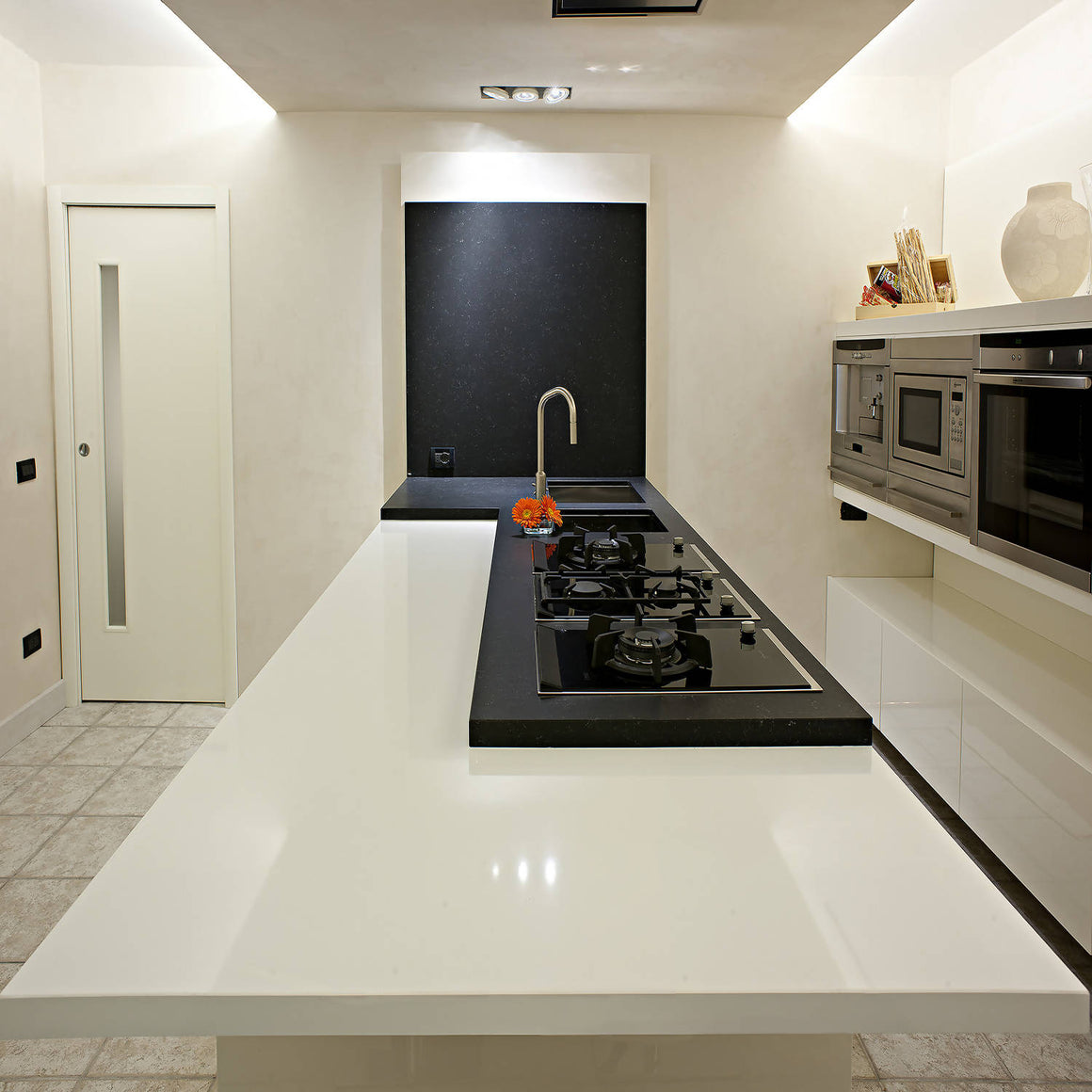 Absolute White Quartz available in UK| White quartz