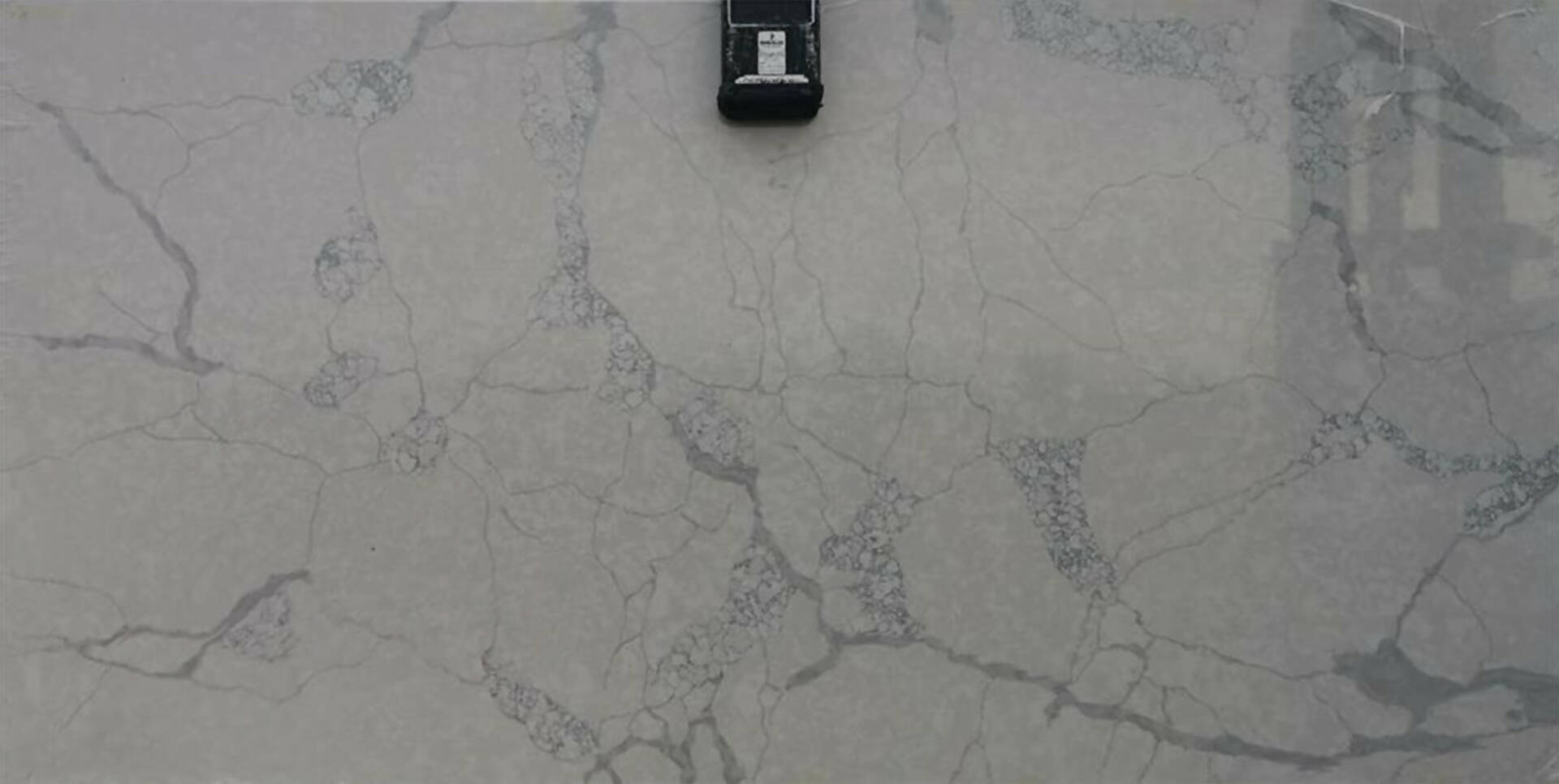 BIANCO ECLIPSE QUARTZ