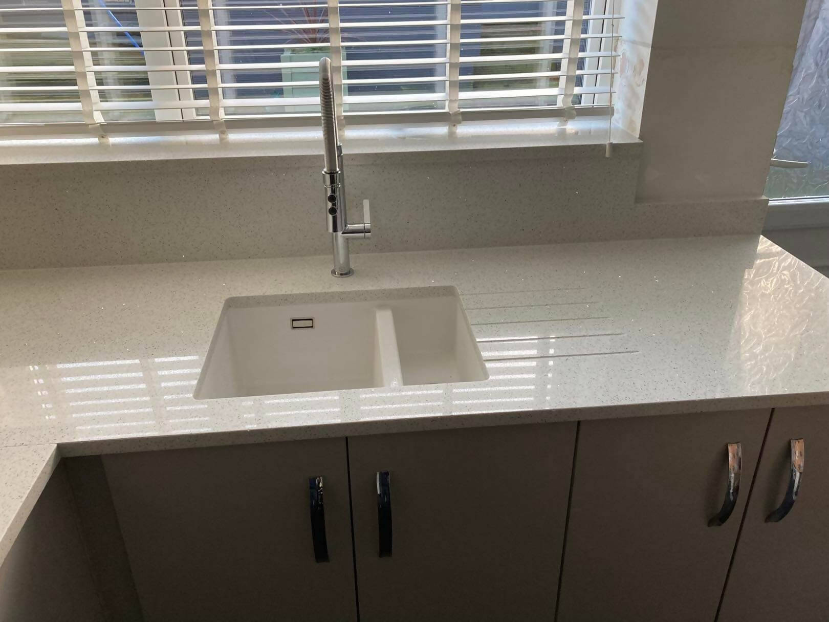 White Starlight Quartz Available In UK | White Quartz | www.work-tops.com