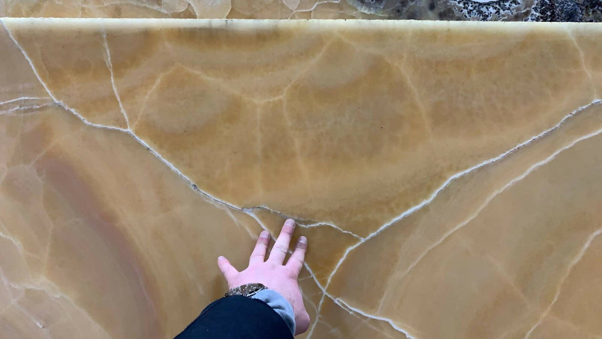 Yellow Onyx available in UK| Onyx slabs | www.work-tops.com