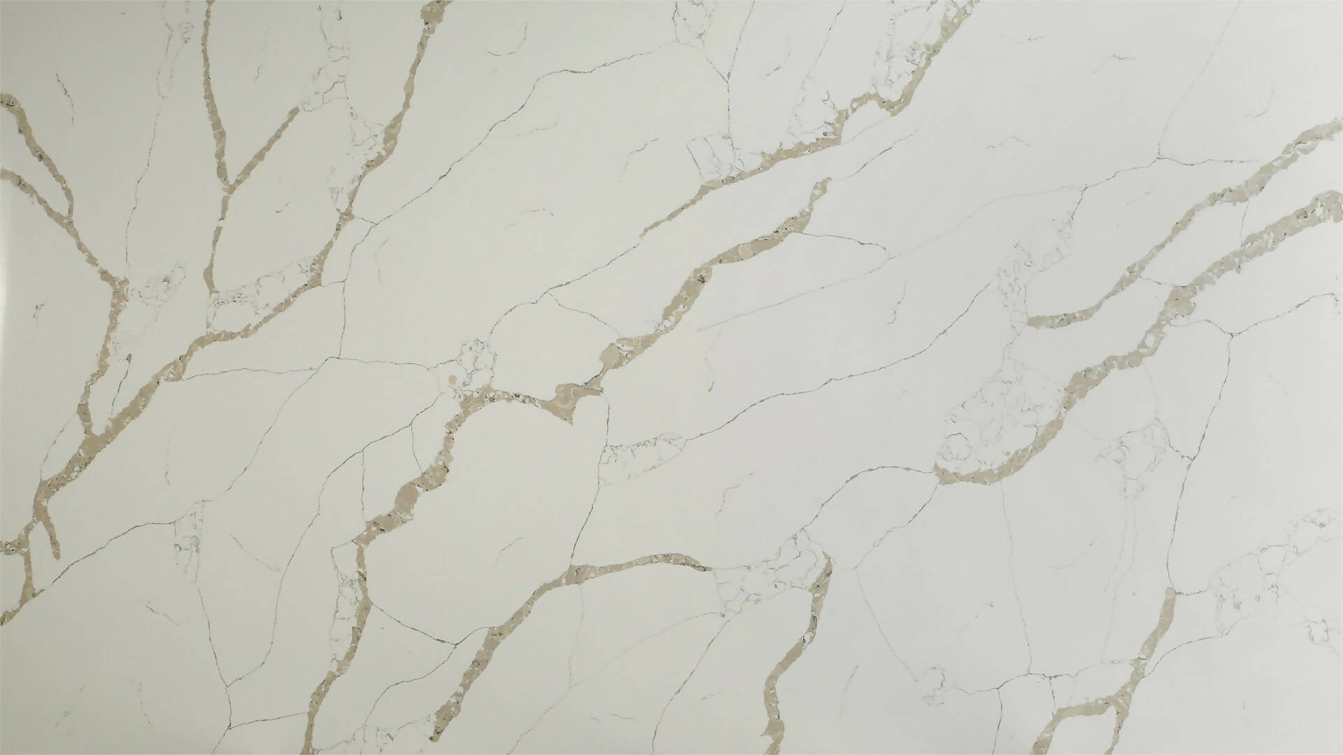 Calacatta Rome Quartz Available in UK | Durable Worktop | www.work-tops.com